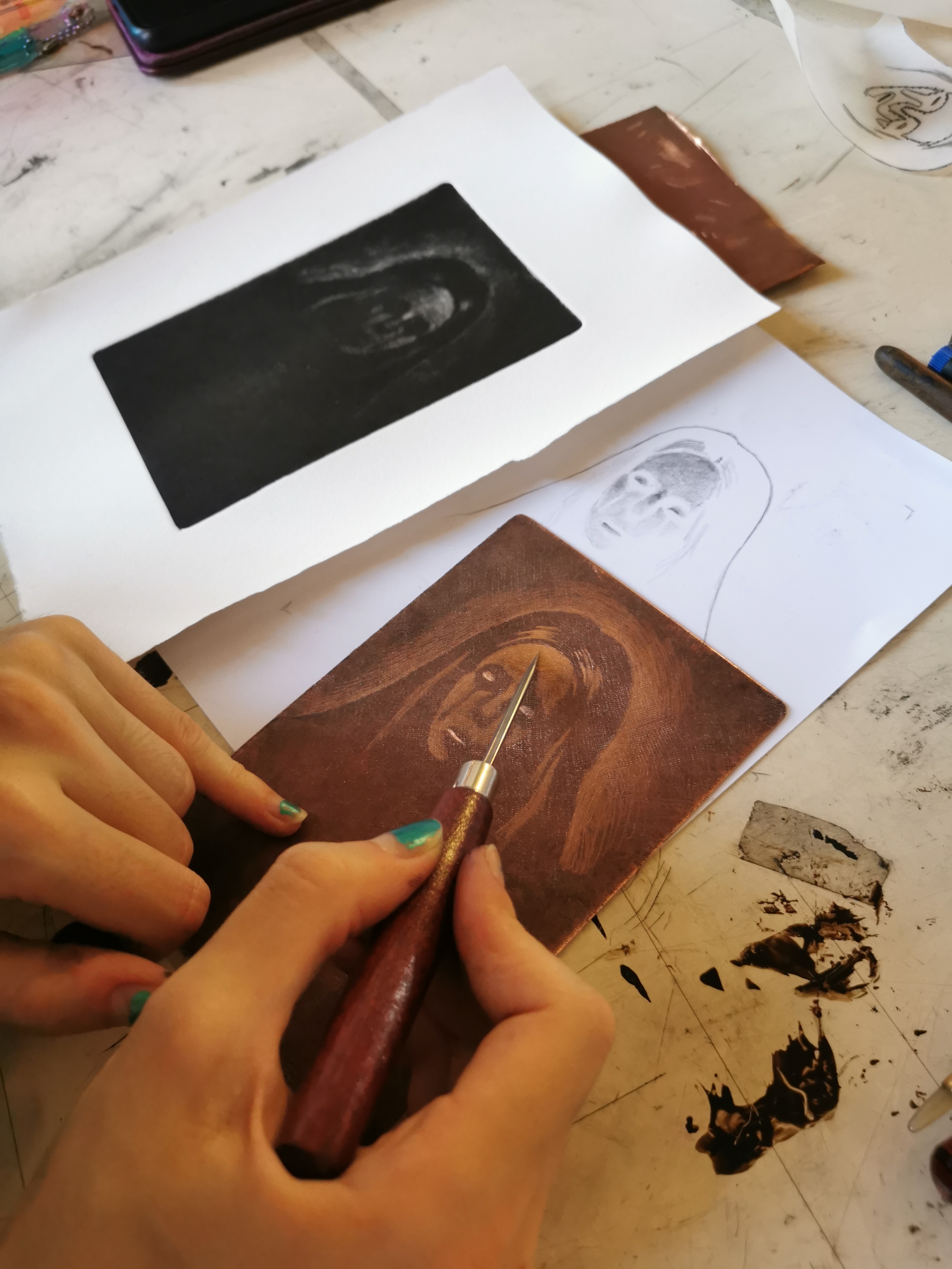 Offrir un stage d’initiation à la manière noire – Atelier Imago